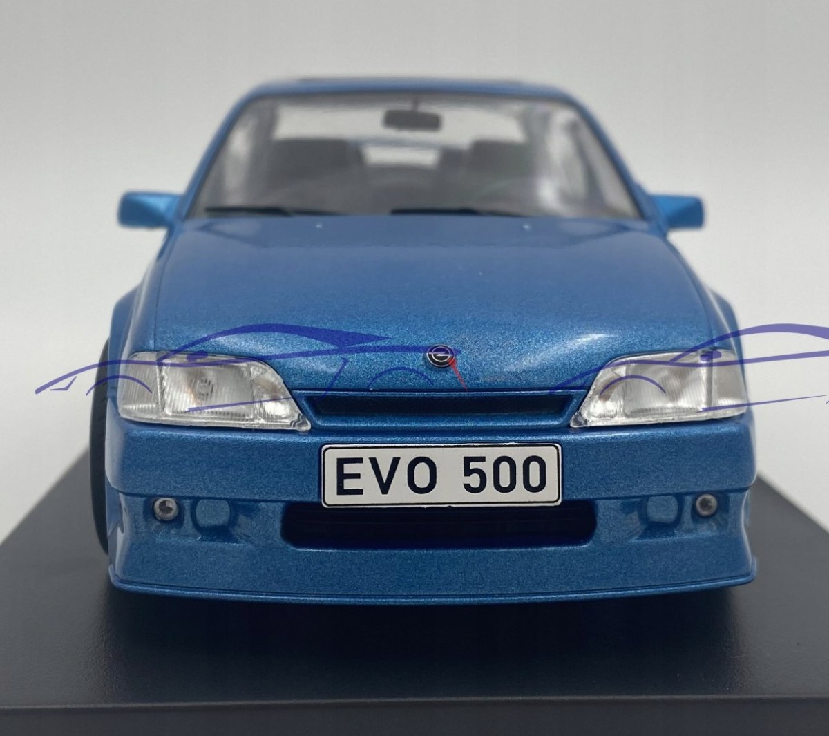 Opel Omega Evolution 500 1991 Model Whitebox 1:24 - WhiteBox | Sklep ...
